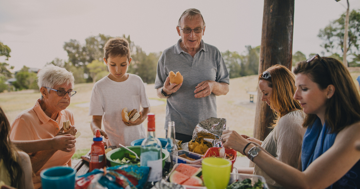 RACGP - Meta-analysis shows social interaction reduces dementia risk